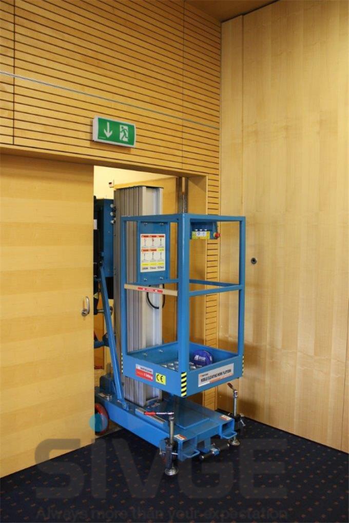 8 Meter Working Height Mobile Elevating Work Platform With 136 kg Rated ...